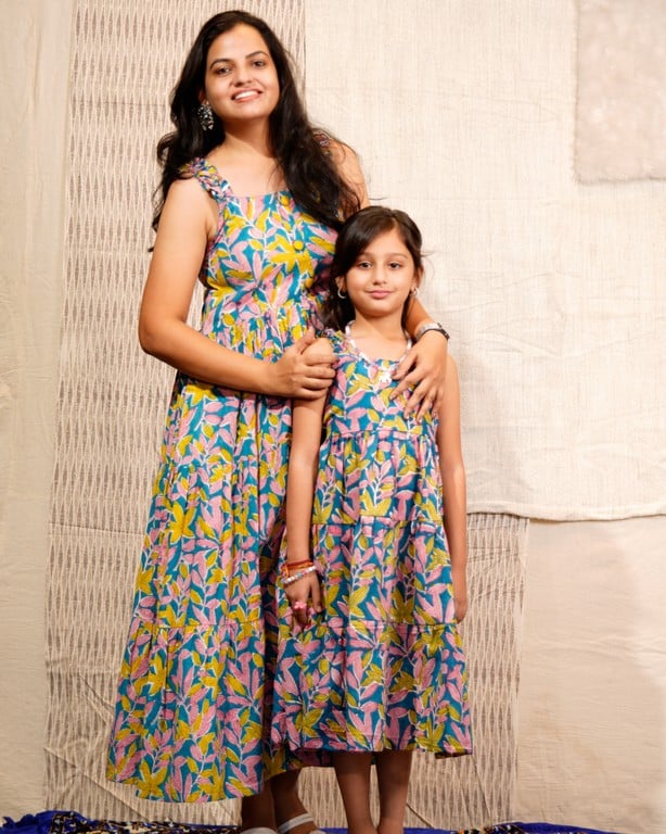 Mother Daughter Twinning Dresses